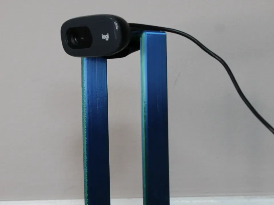 简易网络摄像头支架 - 免费 3D 打印模型 - MakerWorld