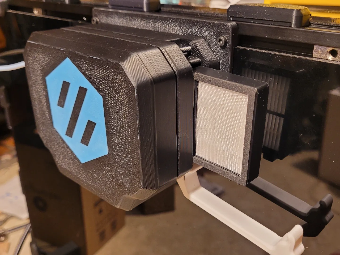 Voron Trident专用5015风扇HEPA排气装置 来自 RagingRoosevelt MakerWorld：免费下载 3D 模型