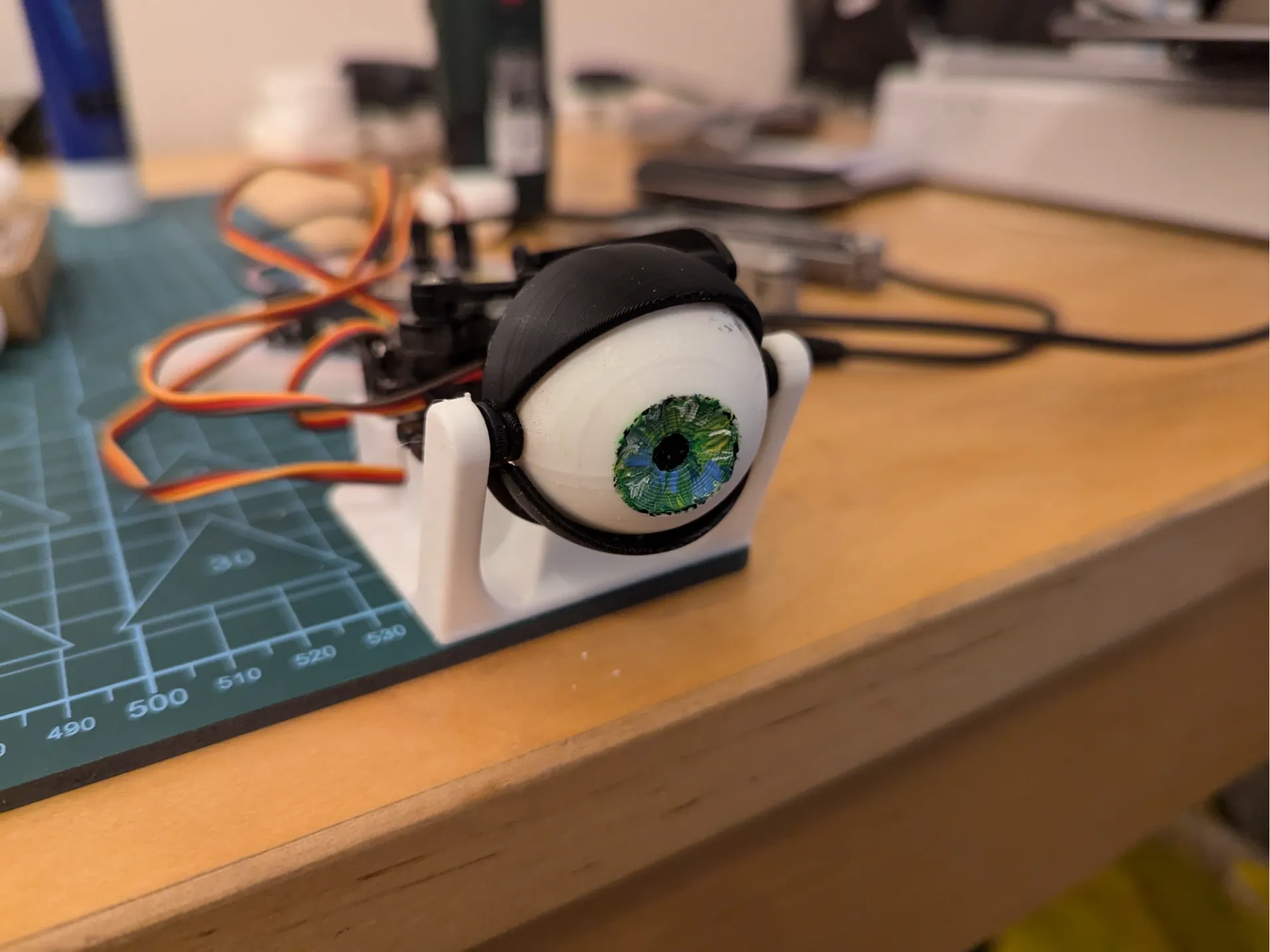 动画眼球 - 单盘 来自 Morgan Manly - MakerWorld