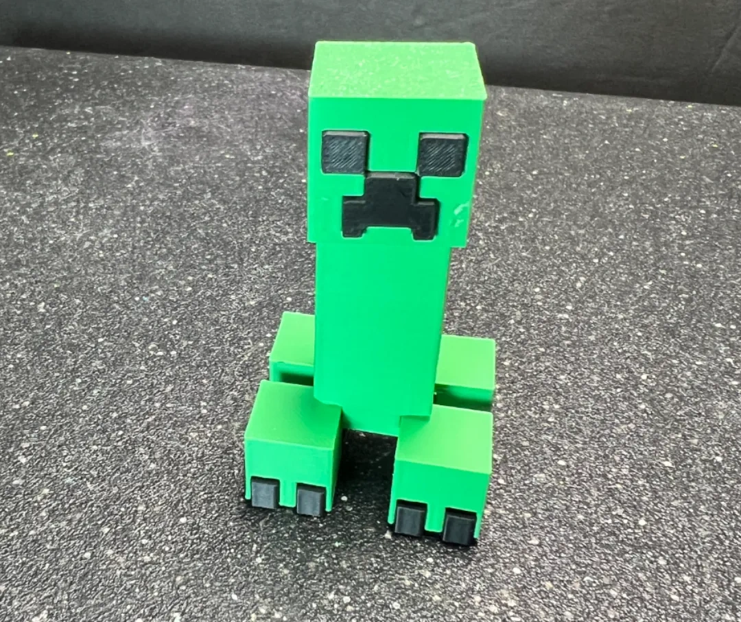 Minecraft Creeper 来自 Newvillageart - MakerWorld