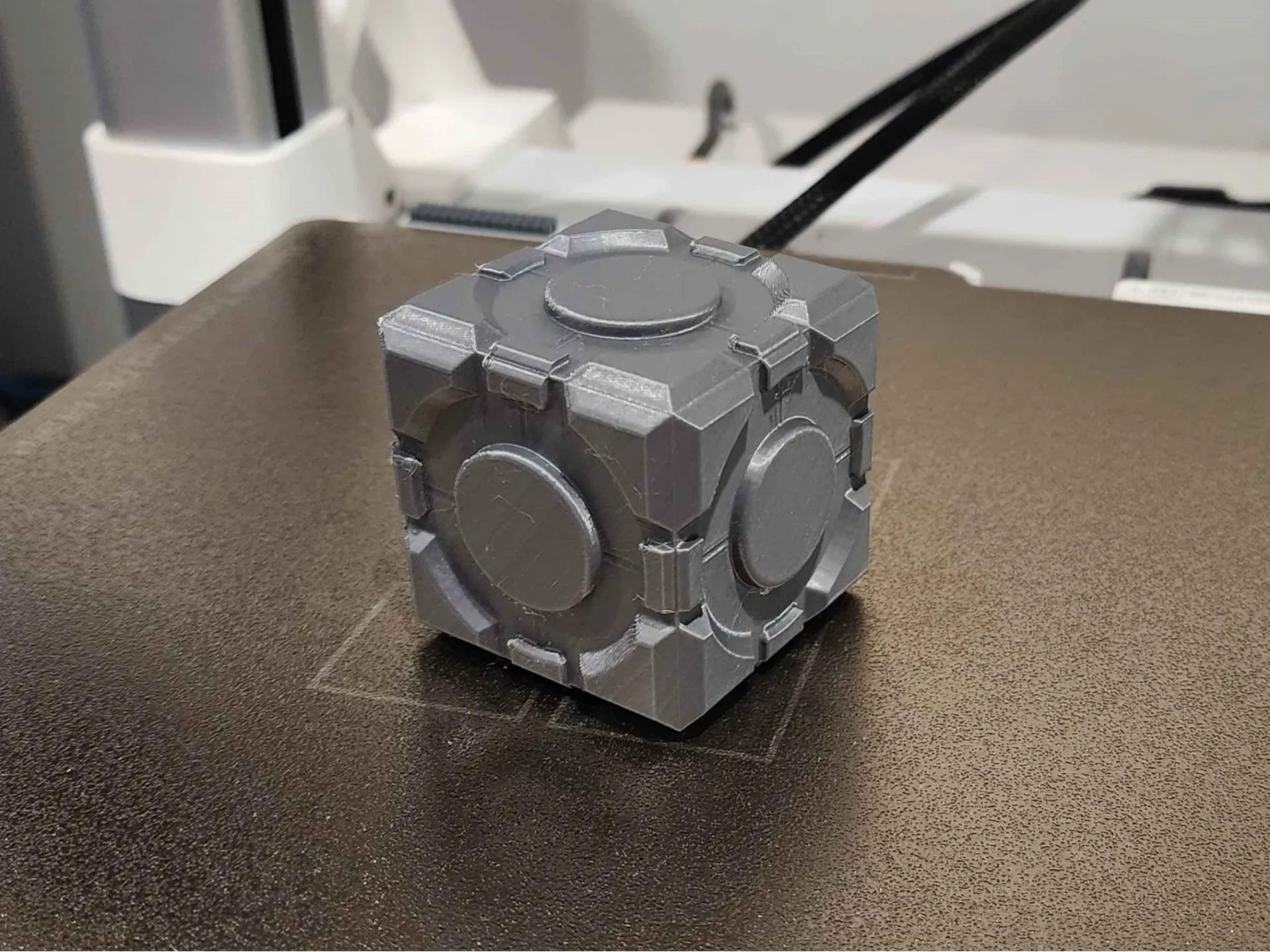 陪伴立方体 来自 Blunderous - MakerWorld