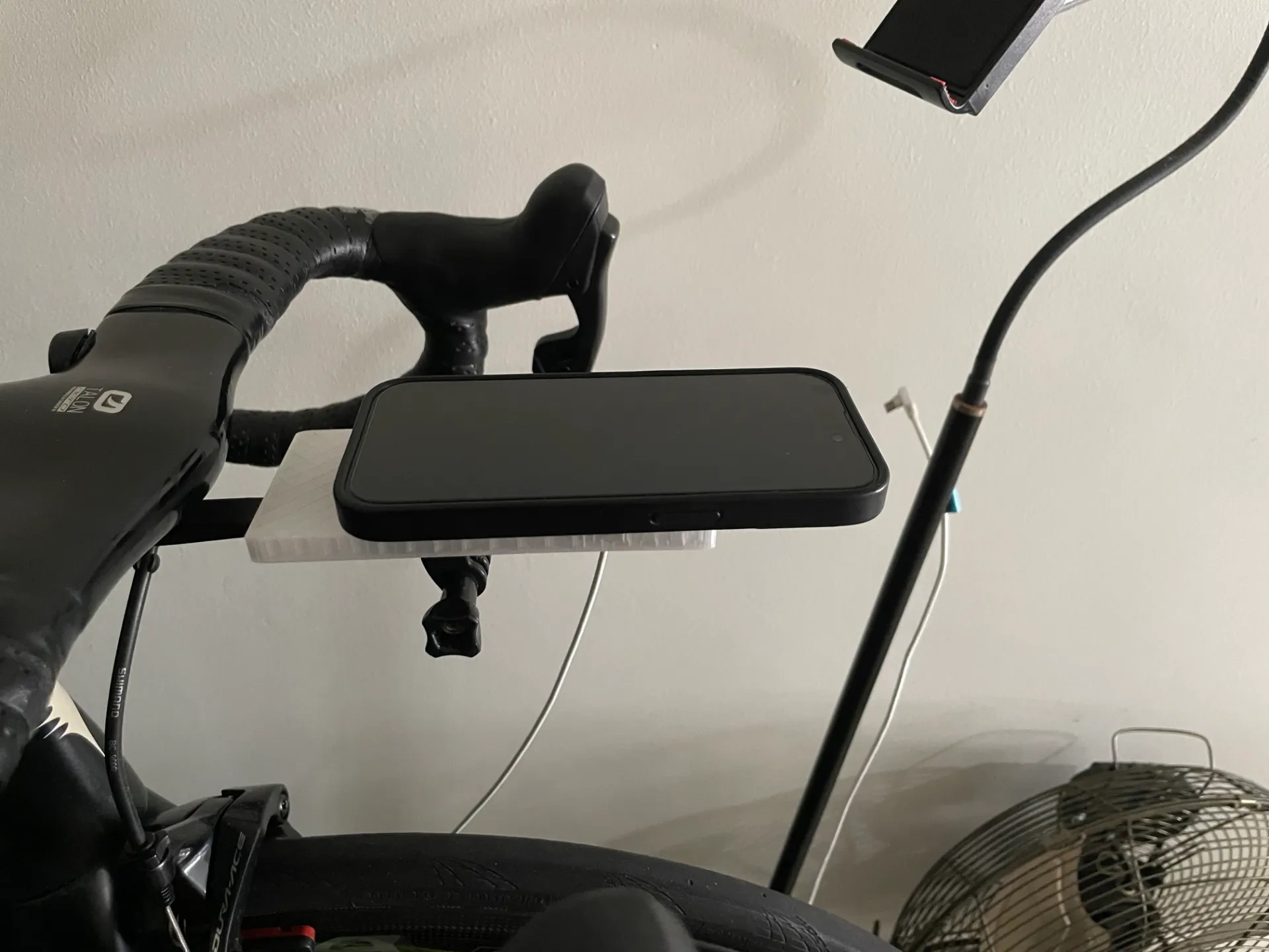 MagSafe Garmin 支架 来自 Edmundino - MakerWorld