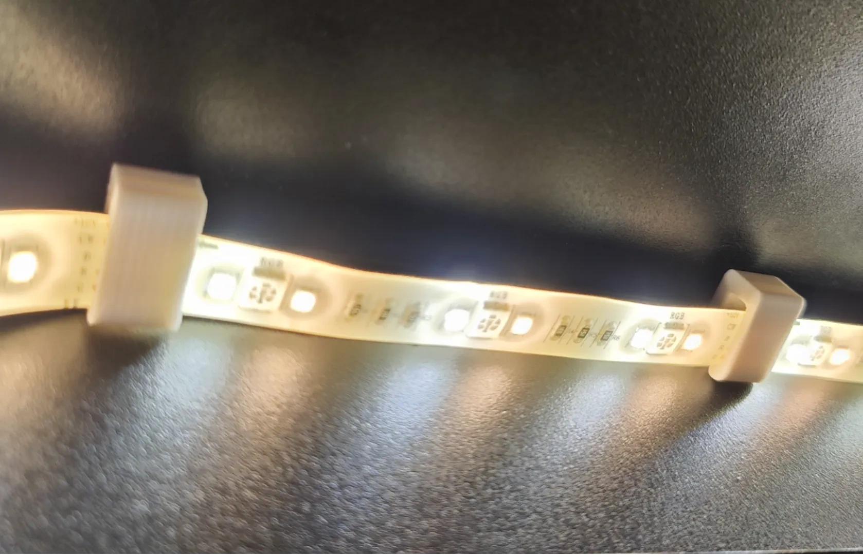 Bror LED灯条夹 V.1 来自 EpicAwesomeWin - MakerWorld