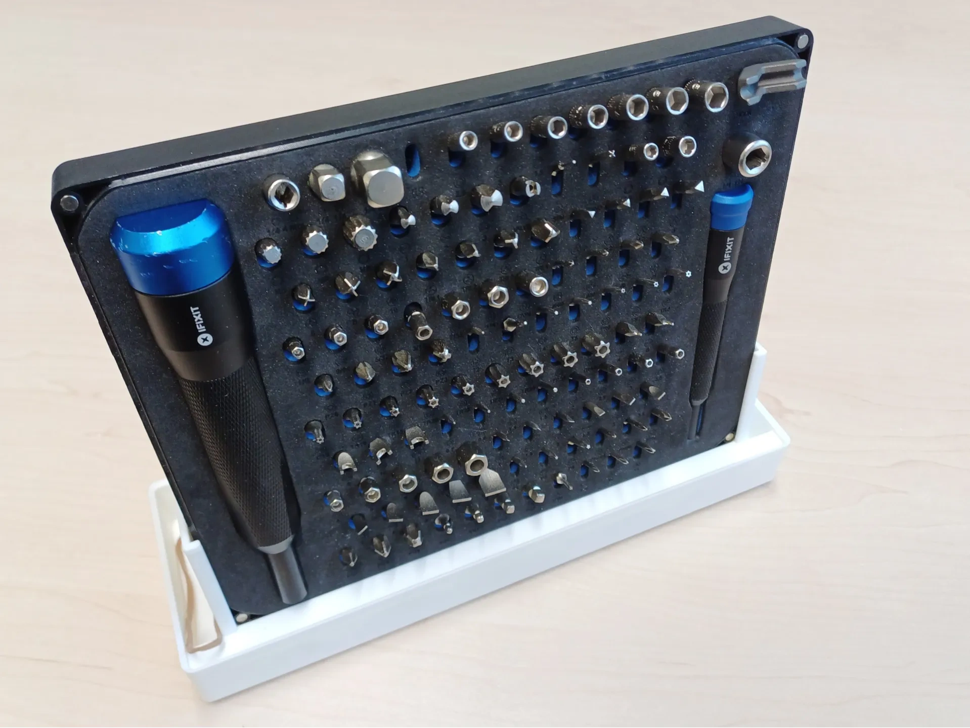 iFixit Manta套装Gridfinity 6x2整理器 二次创作 - 来自 MasterCake - MakerWorld