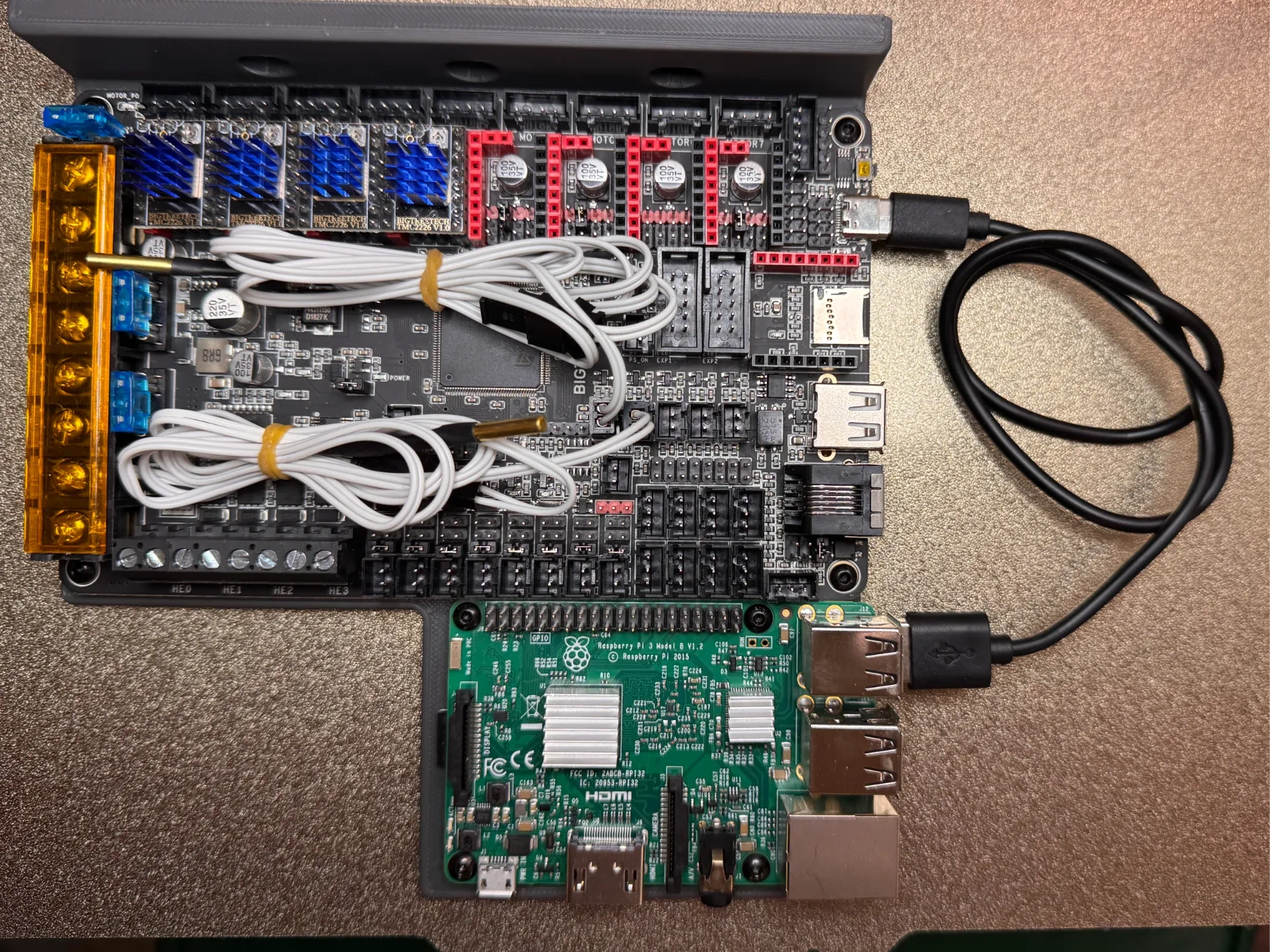 Voron Switchwire 树莓派 + BTT Octopus 支架 来自 Lex J. - MakerWorld