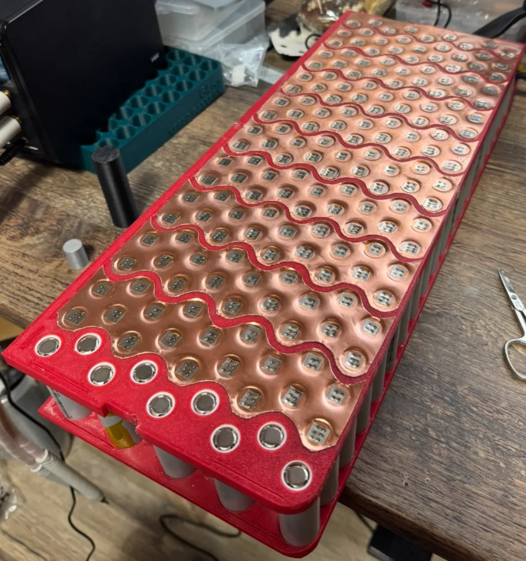 20S9P 电池组支架框架（Segway GT 2） 来自 Patrikus 3D Printing MakerWorld：免费下载 3D 模型