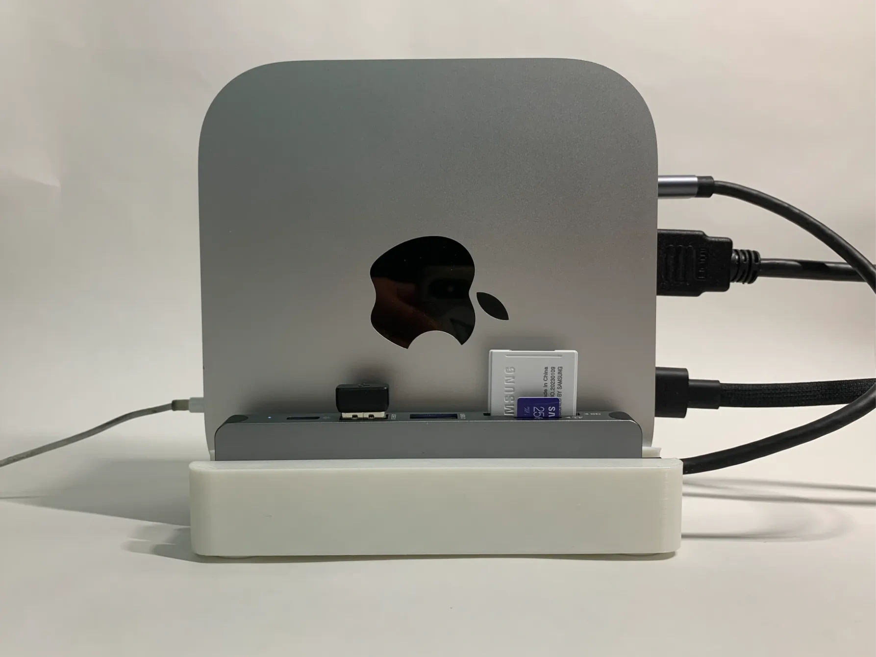 Mac Mini M4及USB集线器底座 来自 liyming - MakerWorld