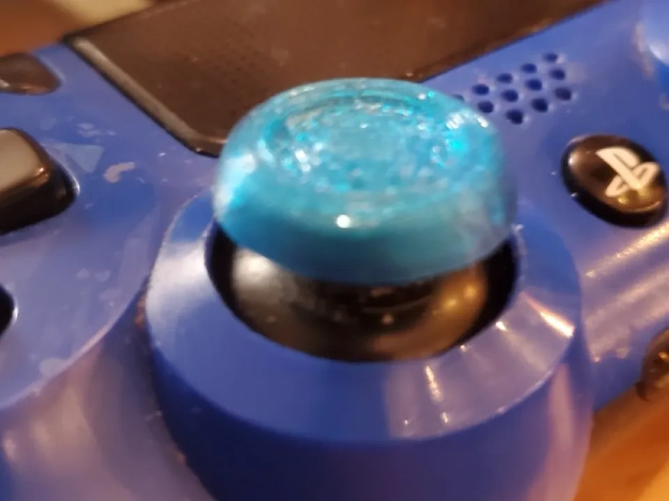 PS4摇杆帽 二次创作 - 来自 predusk - MakerWorld