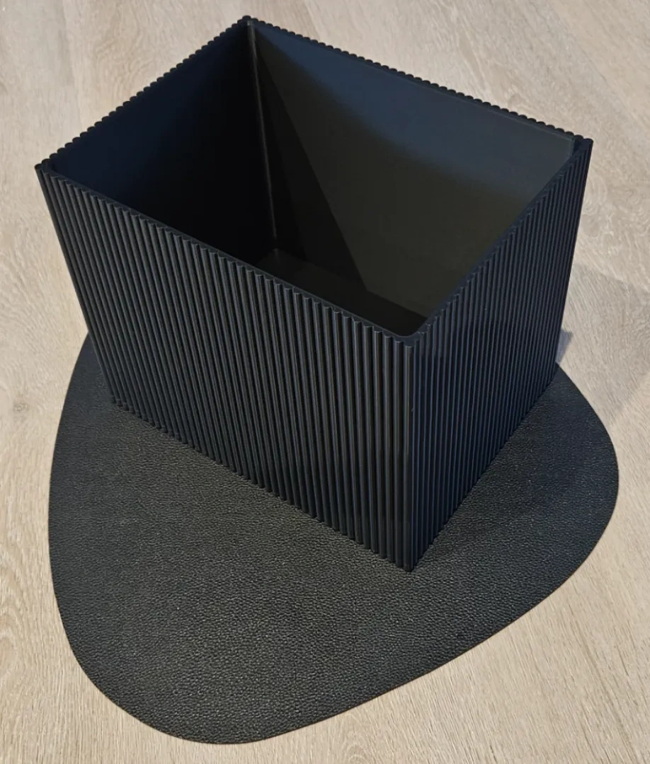 装饰盒，带肋纹图案 来自 modzo! - MakerWorld