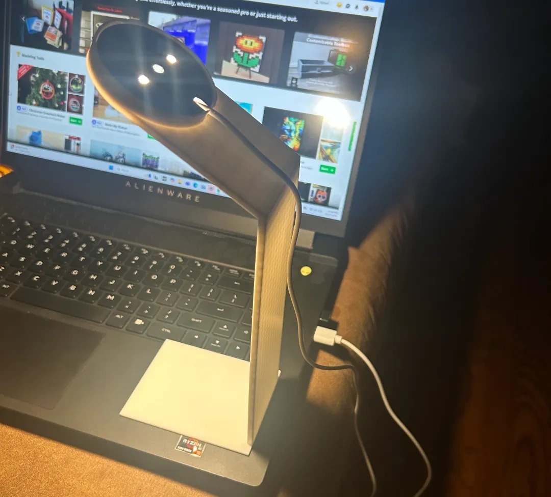 工作灯 来自 Luke Nicholson - MakerWorld