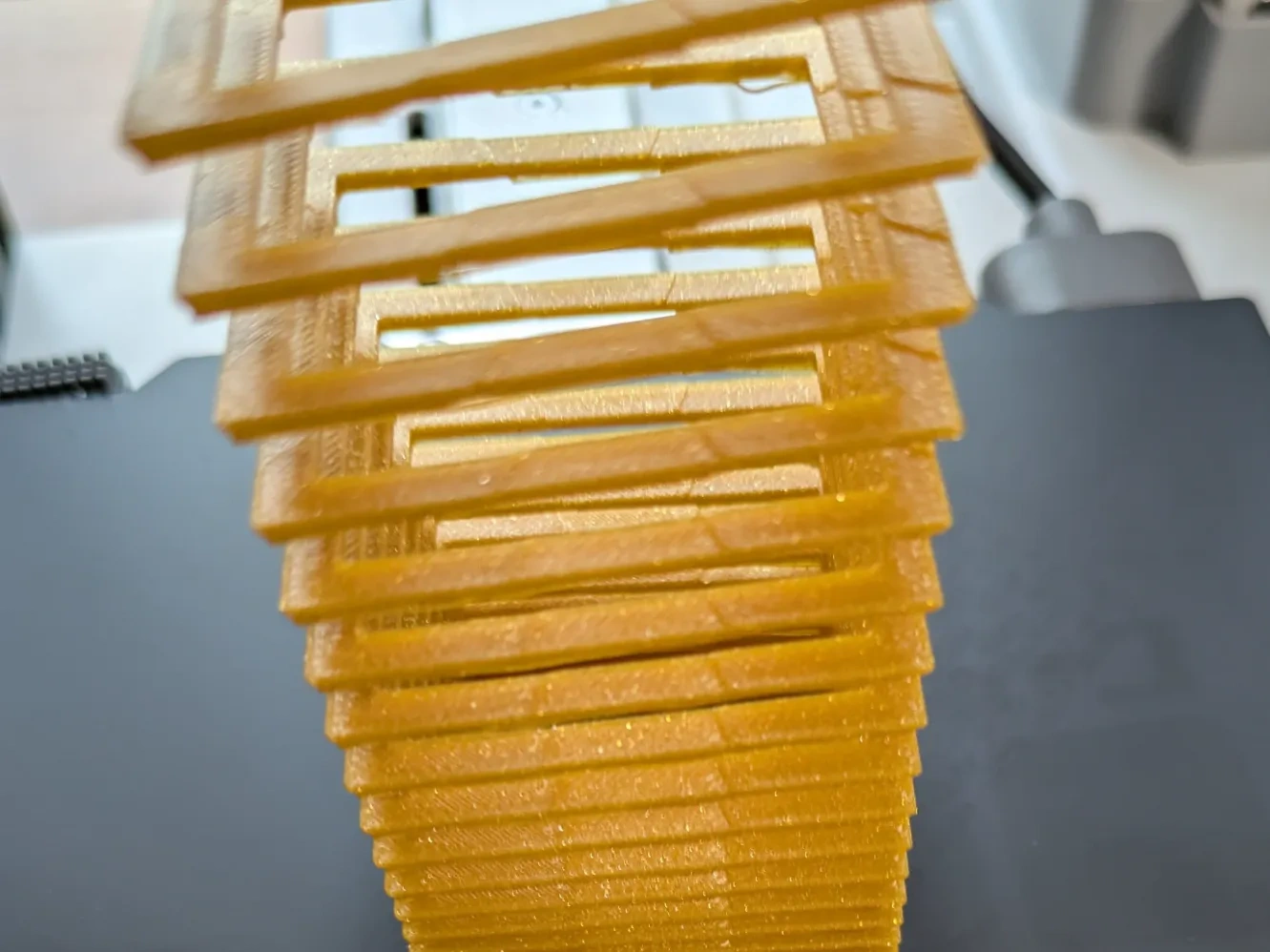 方形弹簧玩具 来自 GhostFartz - MakerWorld