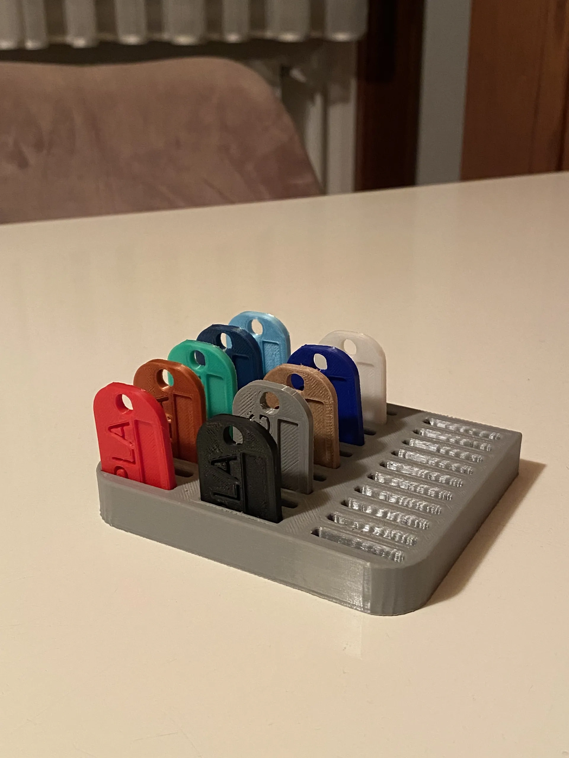 Sample holder 来自 3dprint.mf - MakerWorld