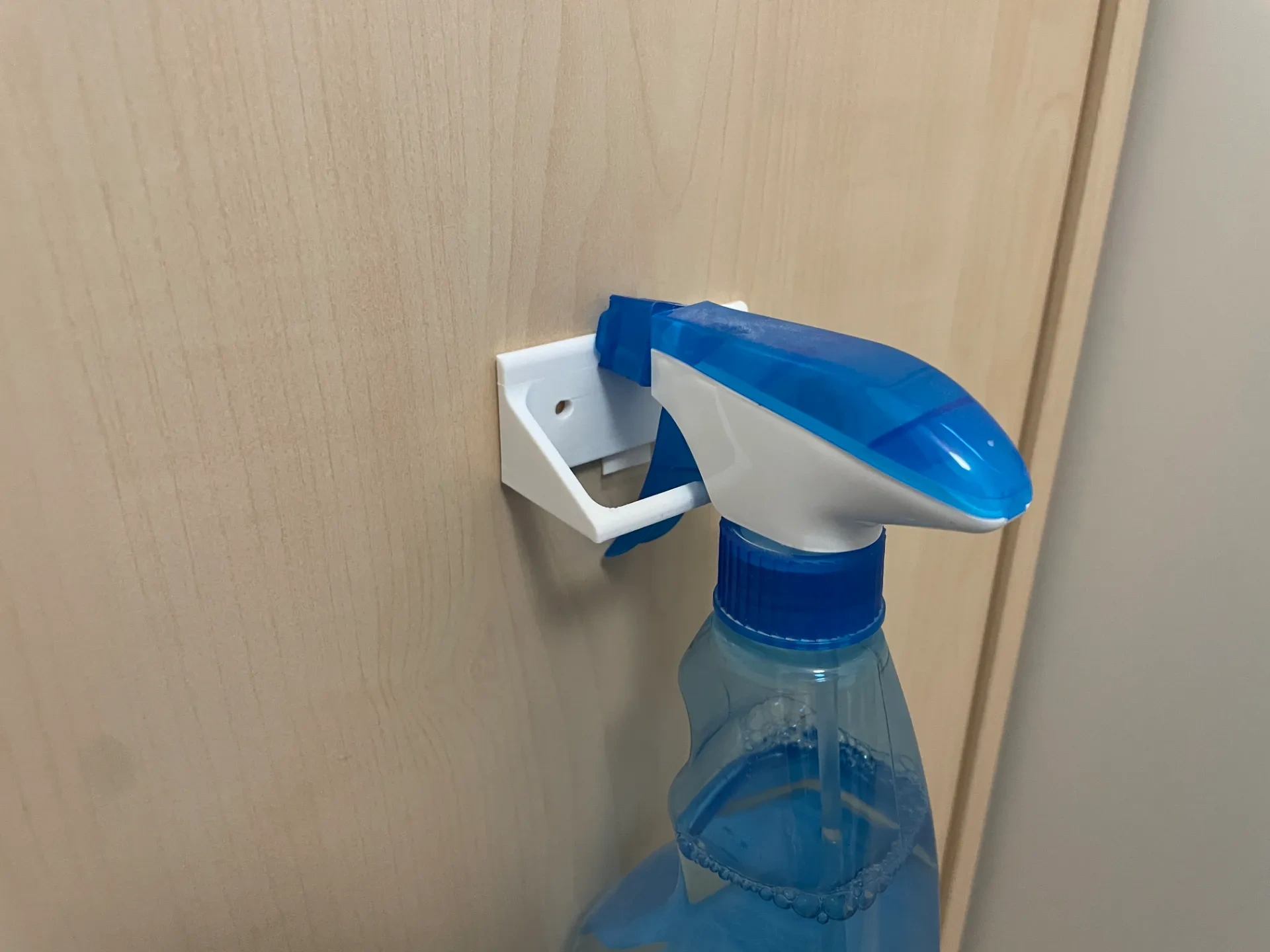 Spray Bottle Holder 来自 ZapLab - MakerWorld