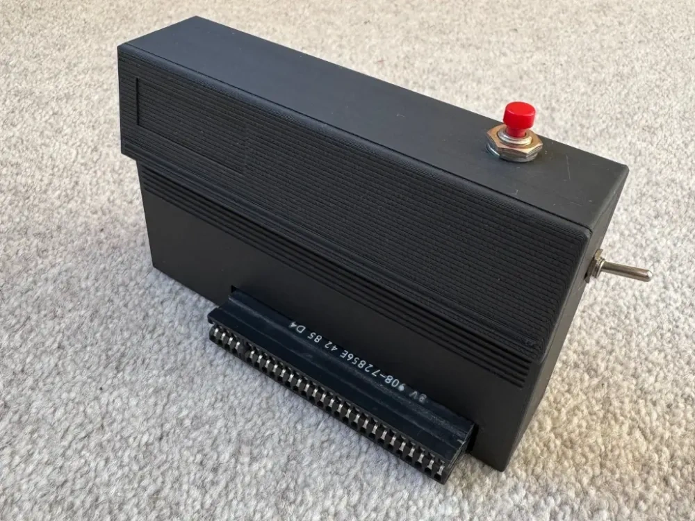 ZX Spectrum Multiface One 替换外壳 来自 tom.dalby - MakerWorld