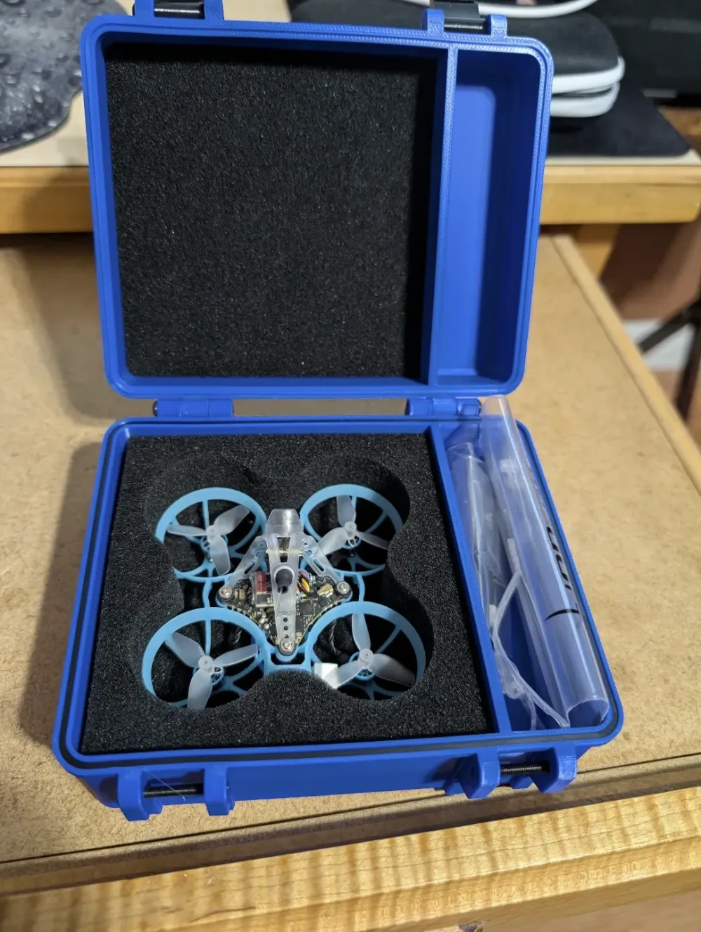 BetaFPV Air 65 收纳盒 二次创作 - 来自 kmakarowski22 - MakerWorld