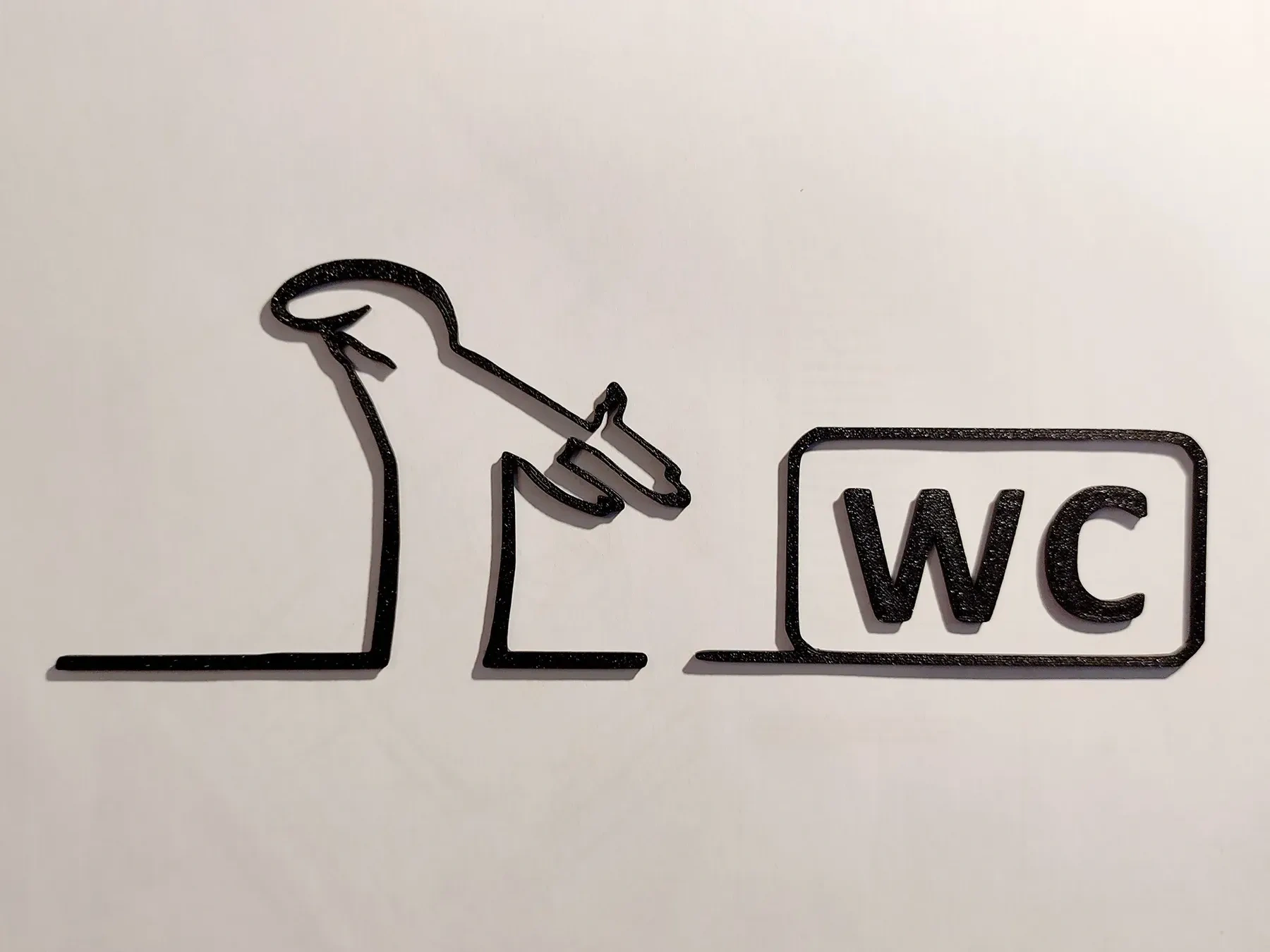 来自“La Linea” Balum Balum的WC门牌。 来自 vg1 - MakerWorld