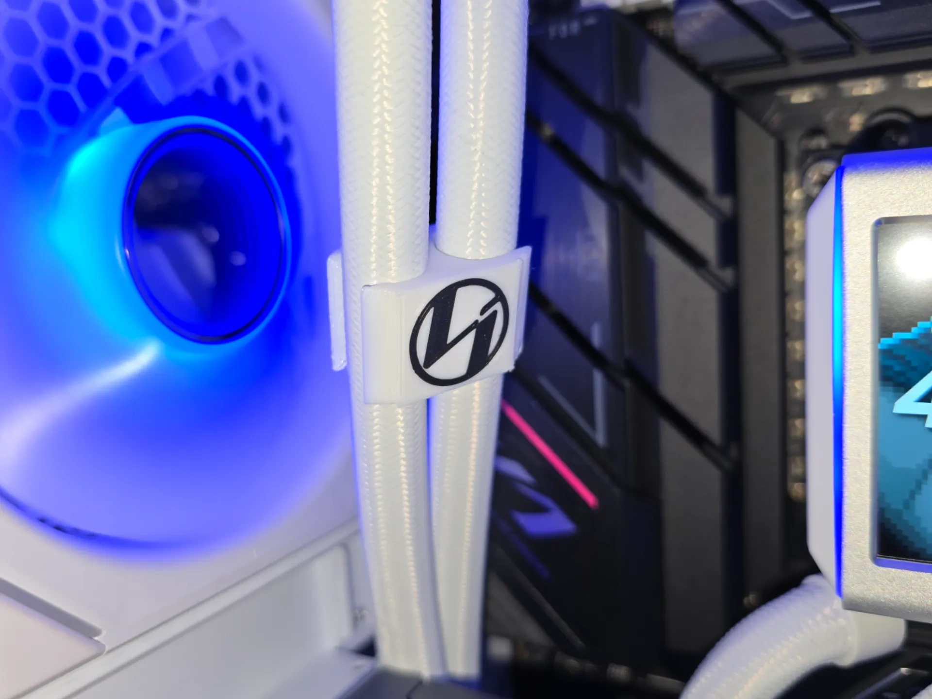 Lian Li一体式水冷梳理器 来自 Adey - MakerWorld