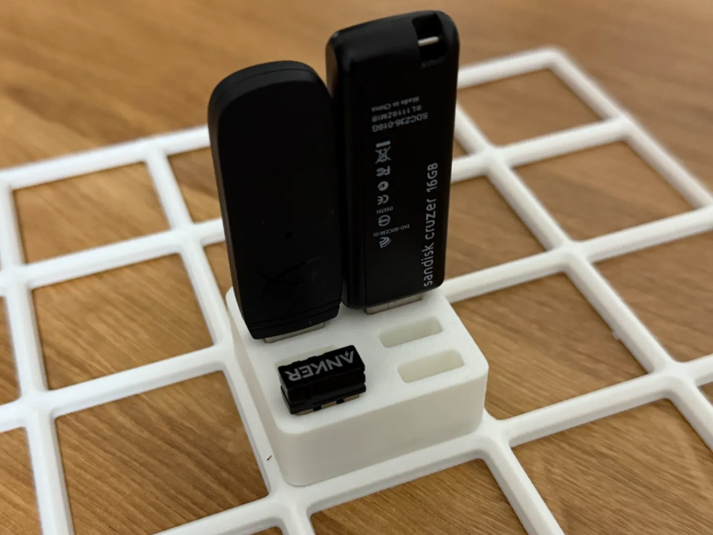 Gridfinity 1x1 USB v2 来自 user_3931900062 - MakerWorld