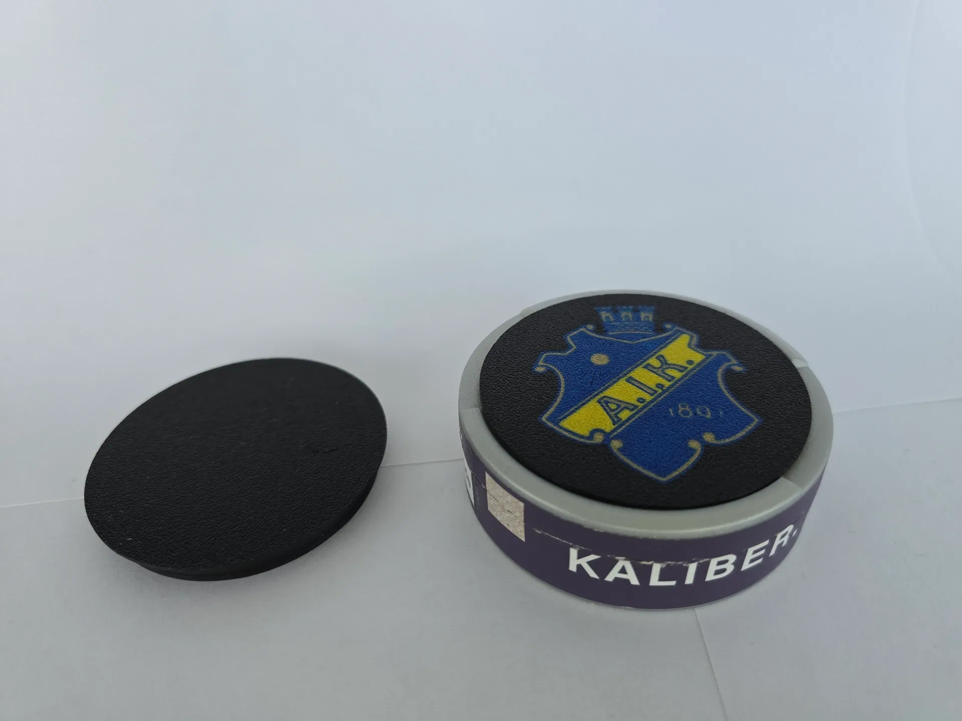 Snusdosa 锁扣 Kaliber AIK 和 Tom 来自 Perra - MakerWorld