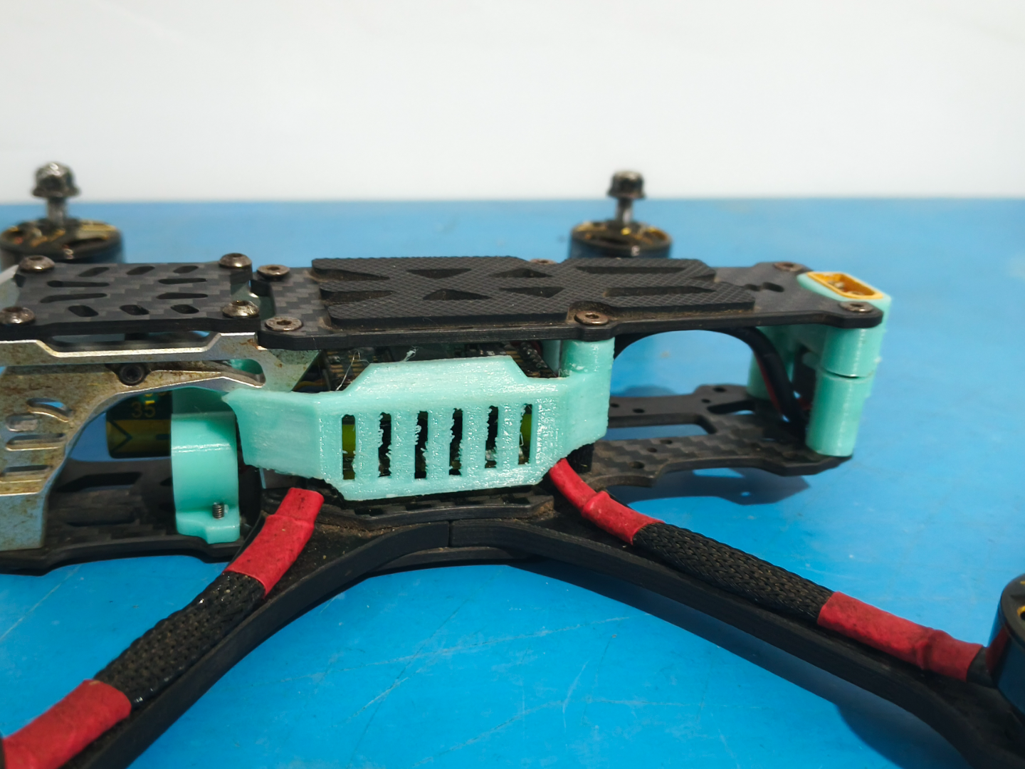 MARK5穿越机打印件 来自 你好 MakerWorld：免费下载 3D 模型