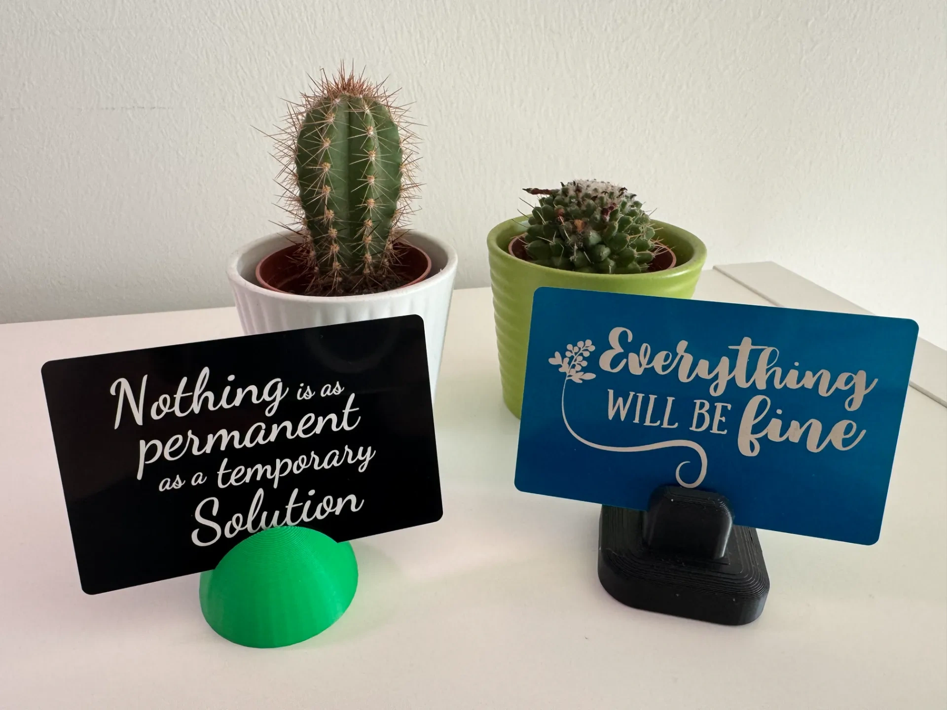 名片架/支架（也适用于铝卡） 来自 DERFI - MakerWorld