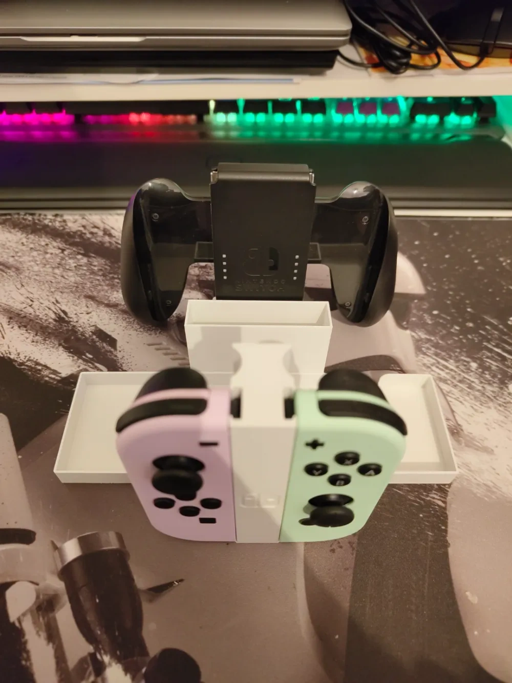 任天堂Switch OLED底座+Joycon支架 来自 Paolo - MakerWorld