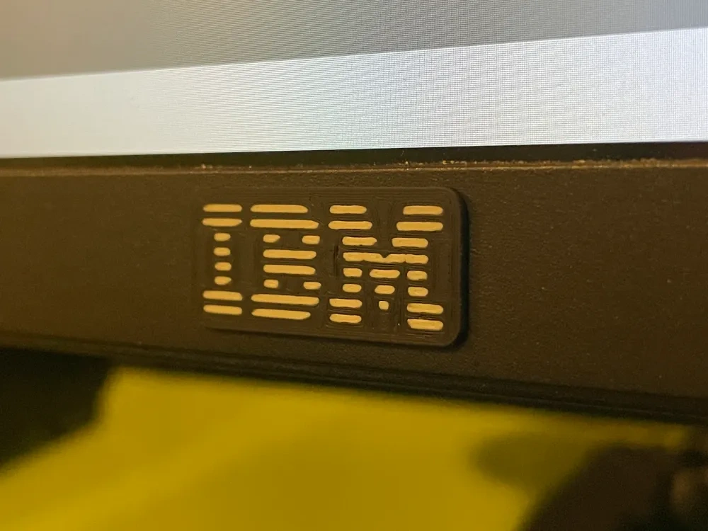 IBM logo 来自 Manuarmata MakerWorld：免费下载 3D 模型