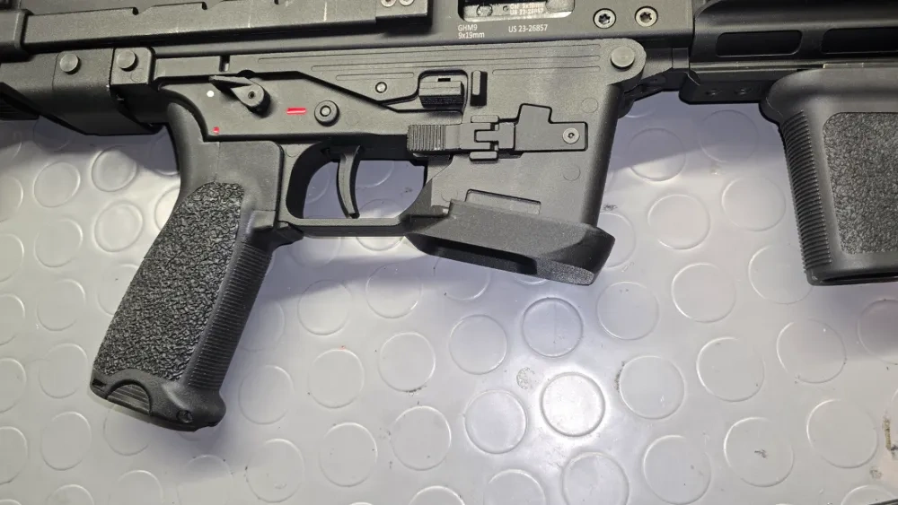 GHM9-G Lambda Defence弹匣井V2 来自 Maurizio MakerWorld：免费下载 3D 模型