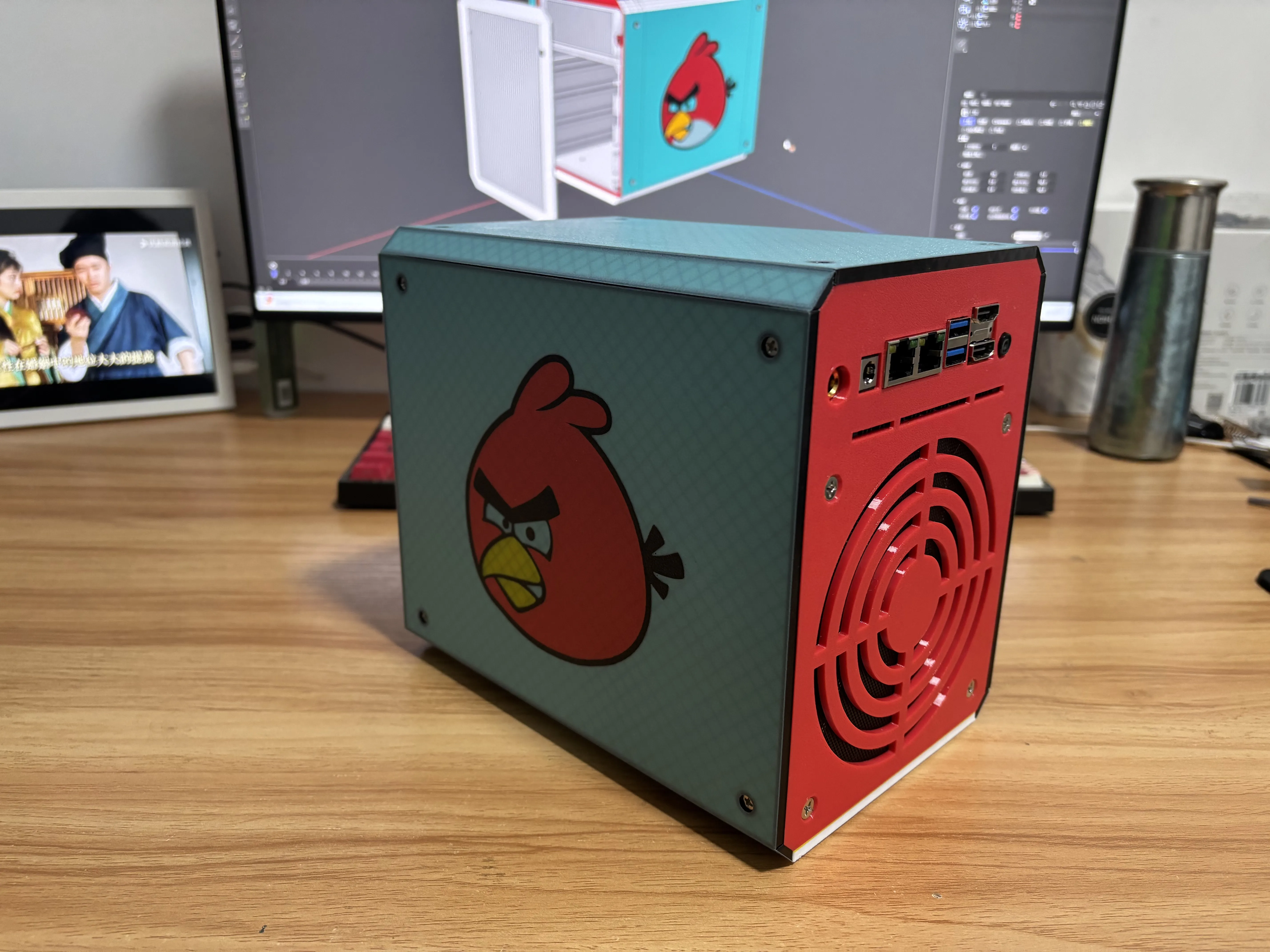 NAS机箱 - 免费 3D 打印模型 - MakerWorld