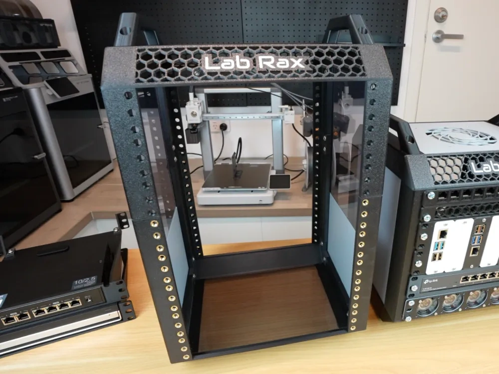 Lab Rax侧板及立柱连接件扩展 来自 mklements MakerWorld：免费下载 3D 模型