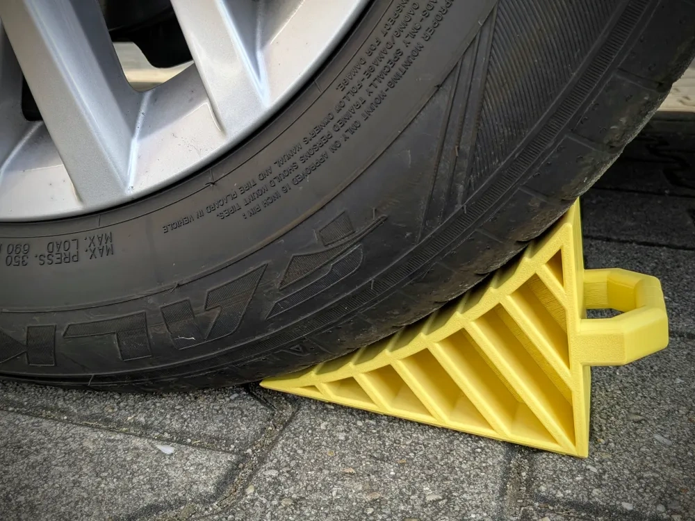 汽车/挂车用轮档 来自 Bruzl MakerWorld：免费下载 3D 模型