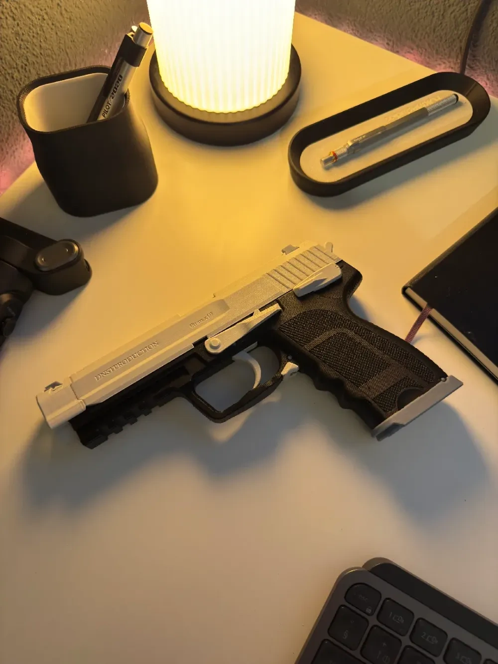 生化危机 SG-09 R 来自 3dwb MakerWorld：免费下载 3D 模型