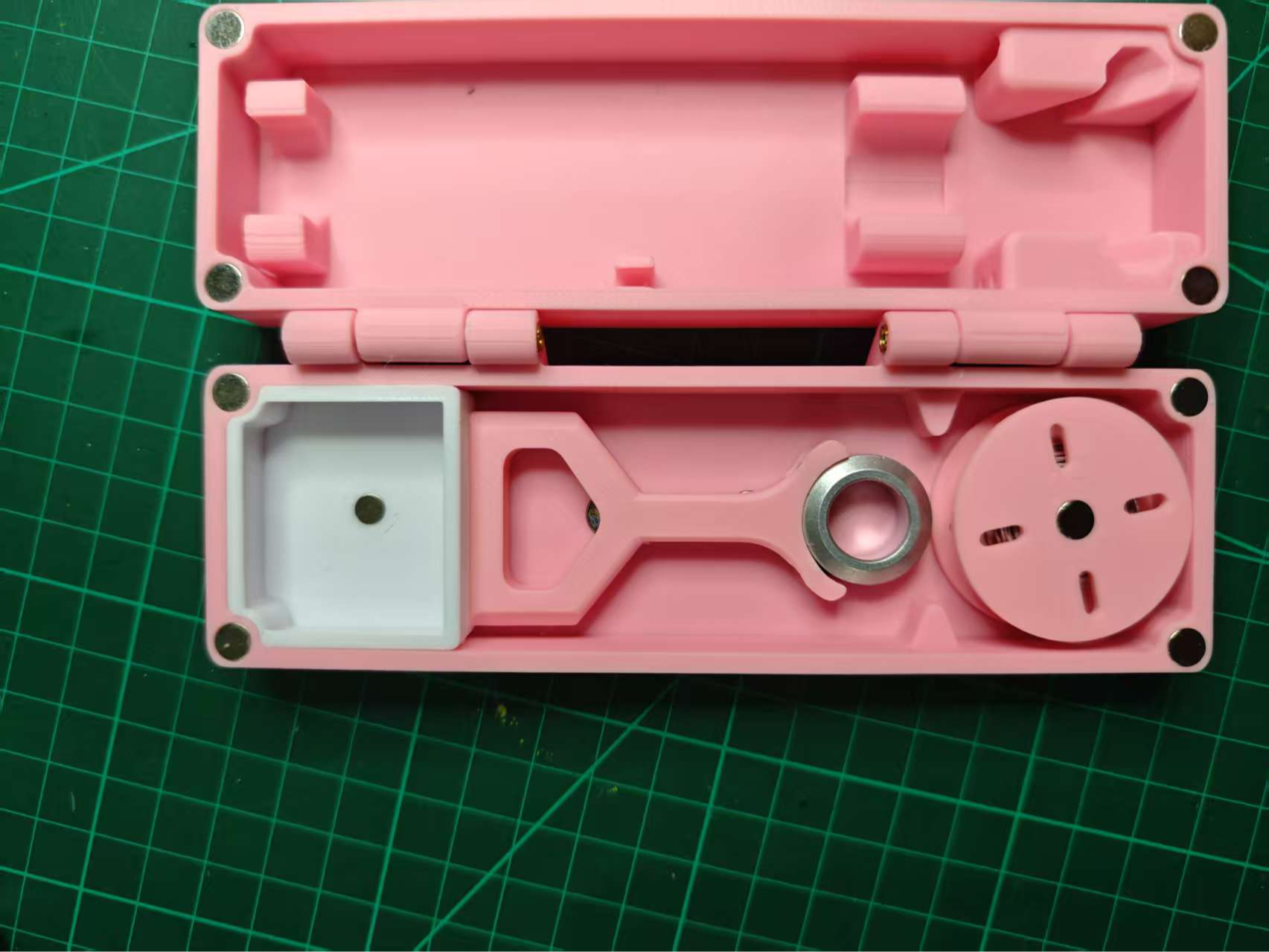 小姚科技210Lite磁吸收纳盒1.0版 来自 萌磁3DMakerWorld：免费下载 3D 模型