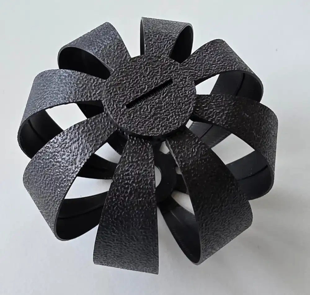 会弹跳的PLA球 二次创作 - 来自 user_3334851063 MakerWorld：免费下载 3D 模型