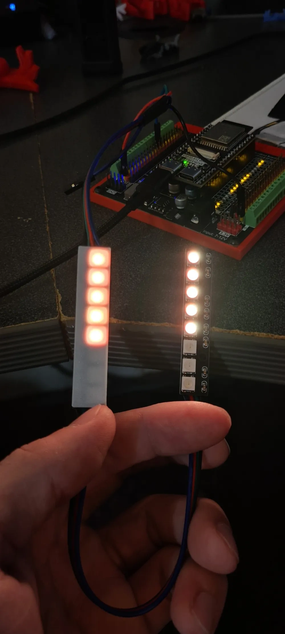 WS2812B 8位 RGB LED灯带扩散罩 来自 SouthernKY3D MakerWorld：免费下载 3D 模型