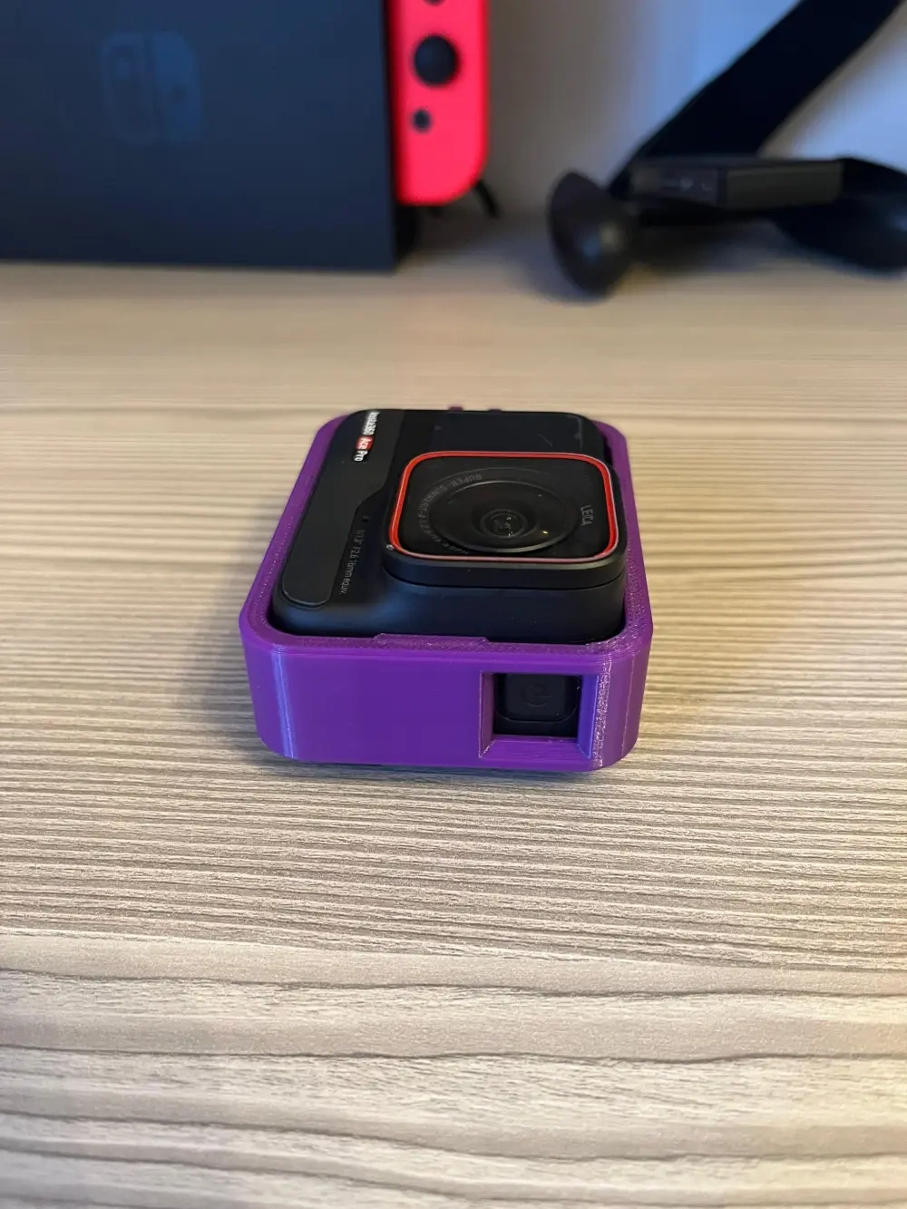 Insta360 Ace Pro 竖向支架 来自 fracos MakerWorld：免费下载 3D 模型