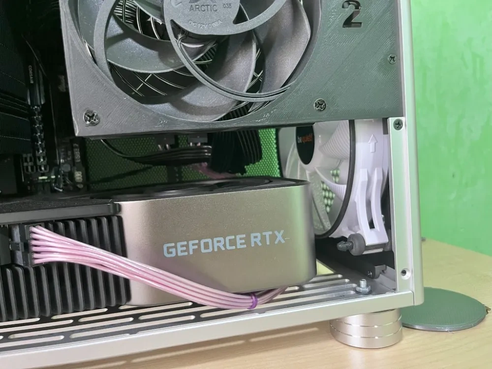 Ncase M2 侧面 120mm 风扇支架 经典布局 二次创作 - 来自 Purru MakerWorld：免费下载 3D 模型