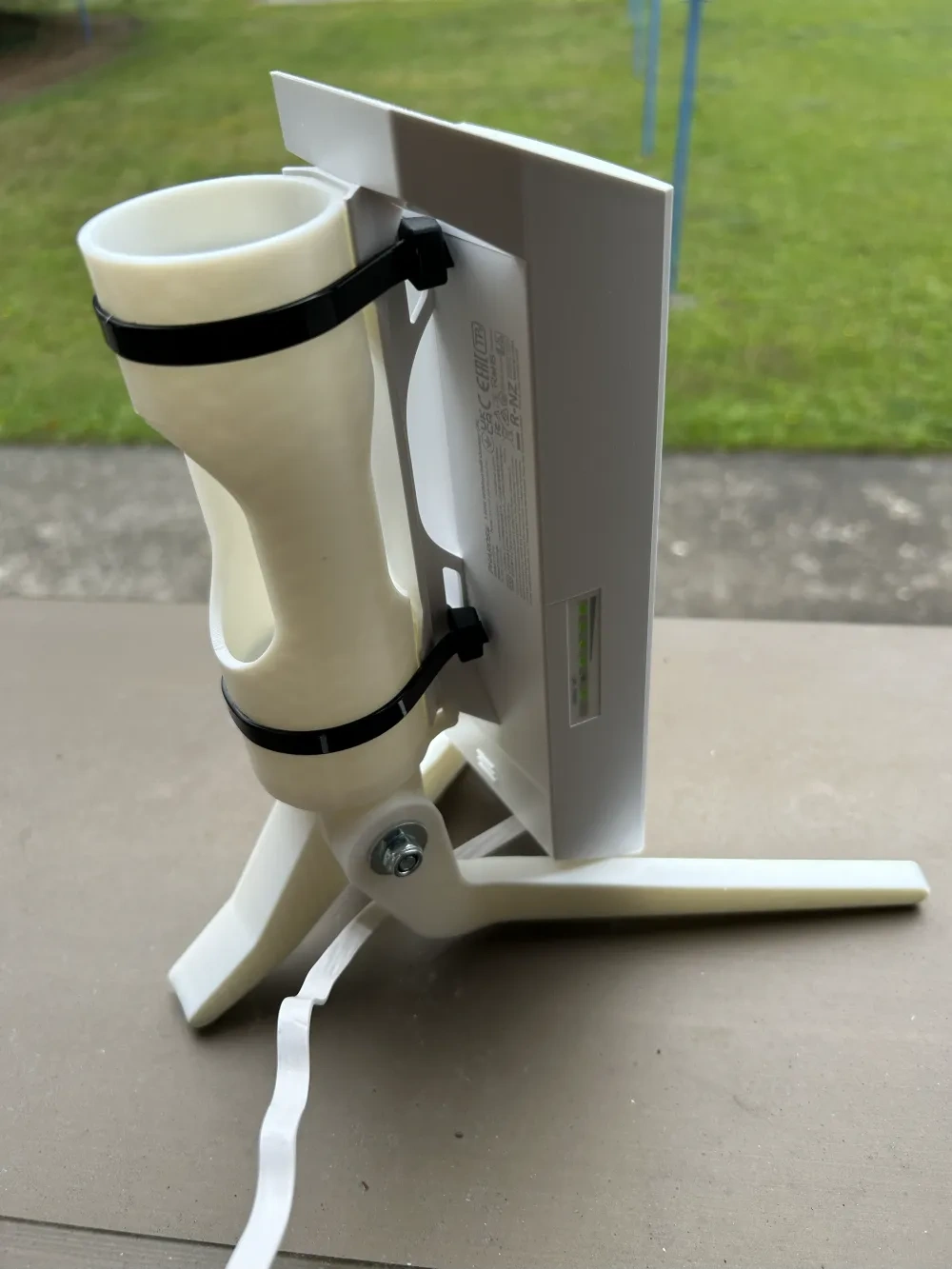 TP-Link CPE210 CPE510 支架安装座 来自 001_XYZ MakerWorld：免费下载 3D 模型