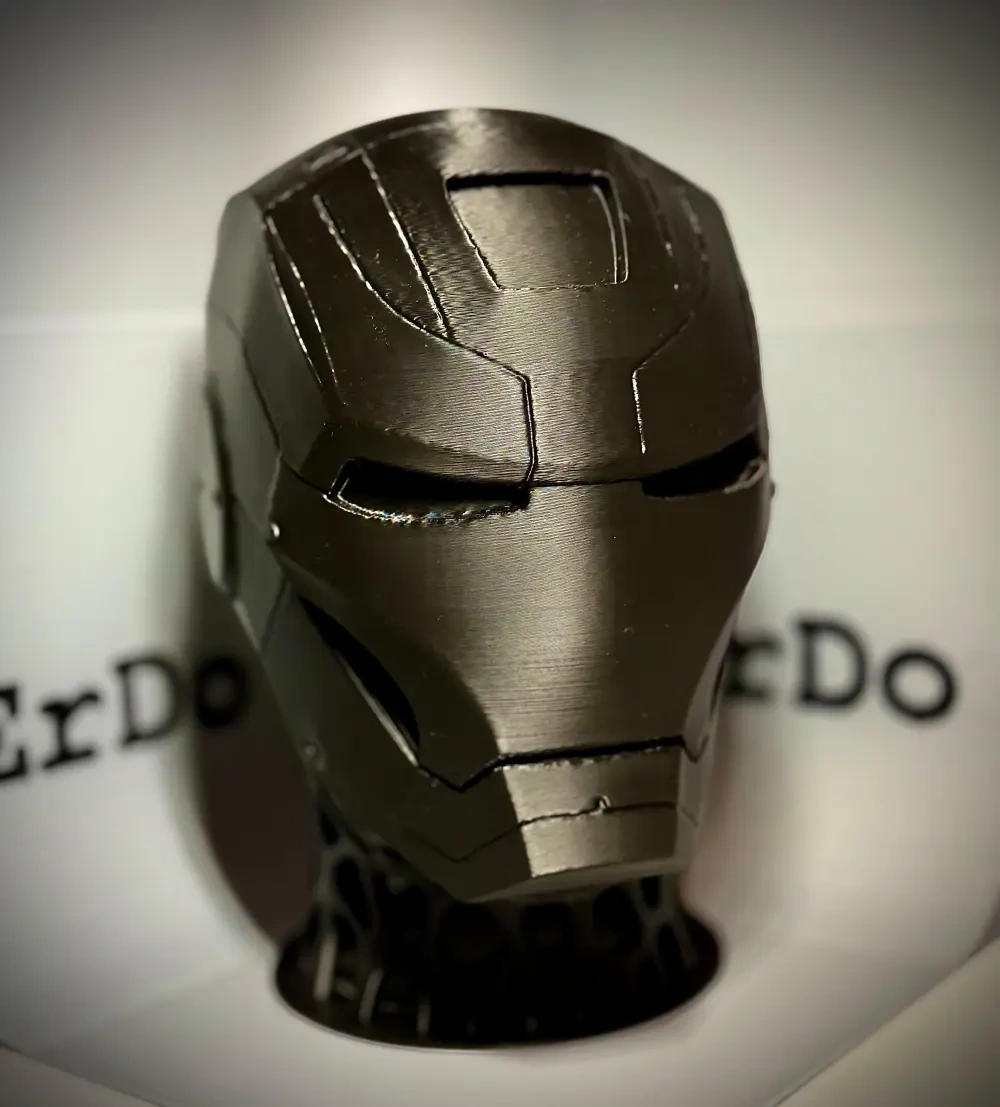 耳机支架 - 钢铁侠 来自 ErDo MakerWorld：免费下载 3D 模型