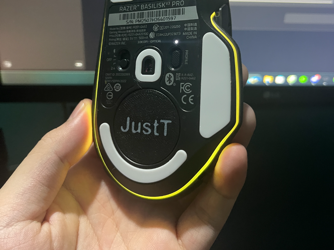 Razer basilisk v3 Pro Puck 来自 JustT MakerWorld：免费下载 3D 模型