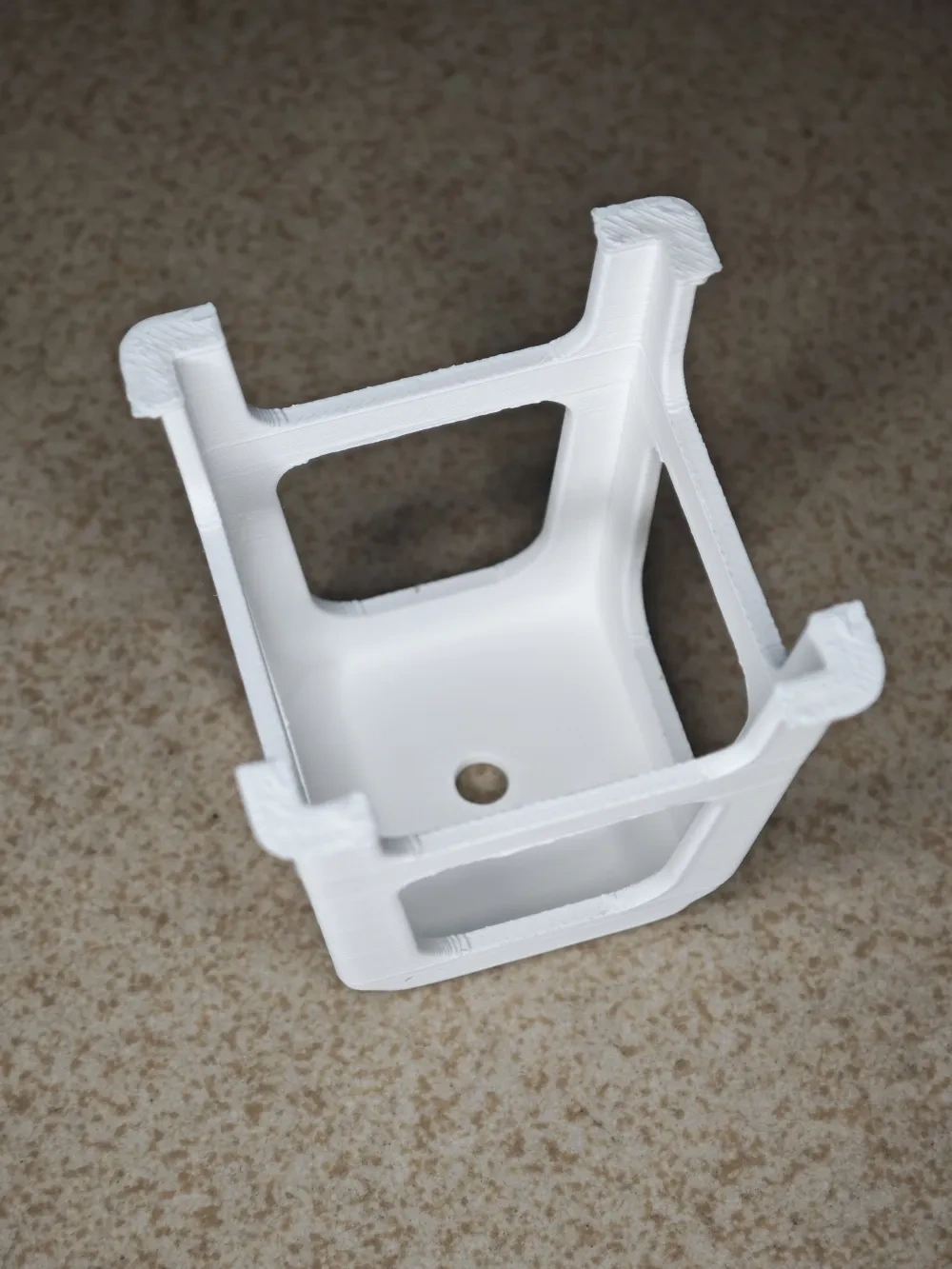 广东省凳塑料凳子模型 来自 BD黑色蒲公英 MakerWorld：免费下载 3D 模型