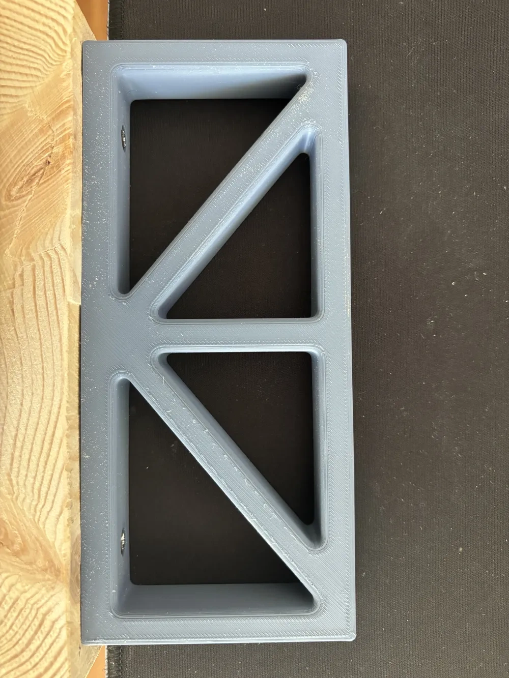 桌面显示器增高支架 来自 figlioloo MakerWorld：免费下载 3D 模型