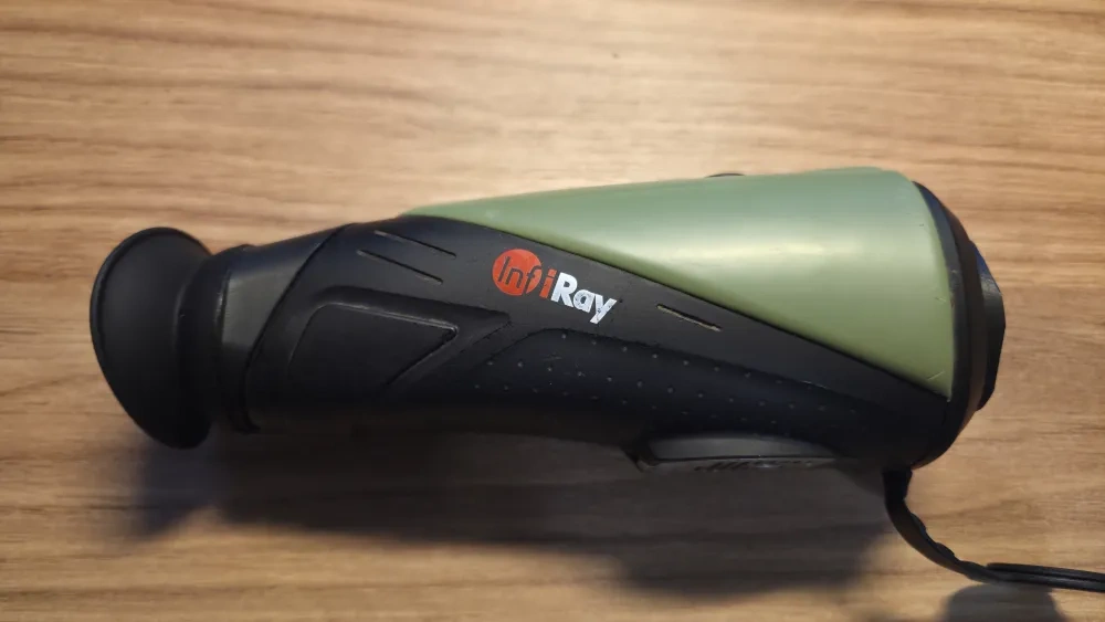 Inf iRay Eye E3w 的物镜连接器 来自 Andrew MakerWorld：免费下载 3D 模型