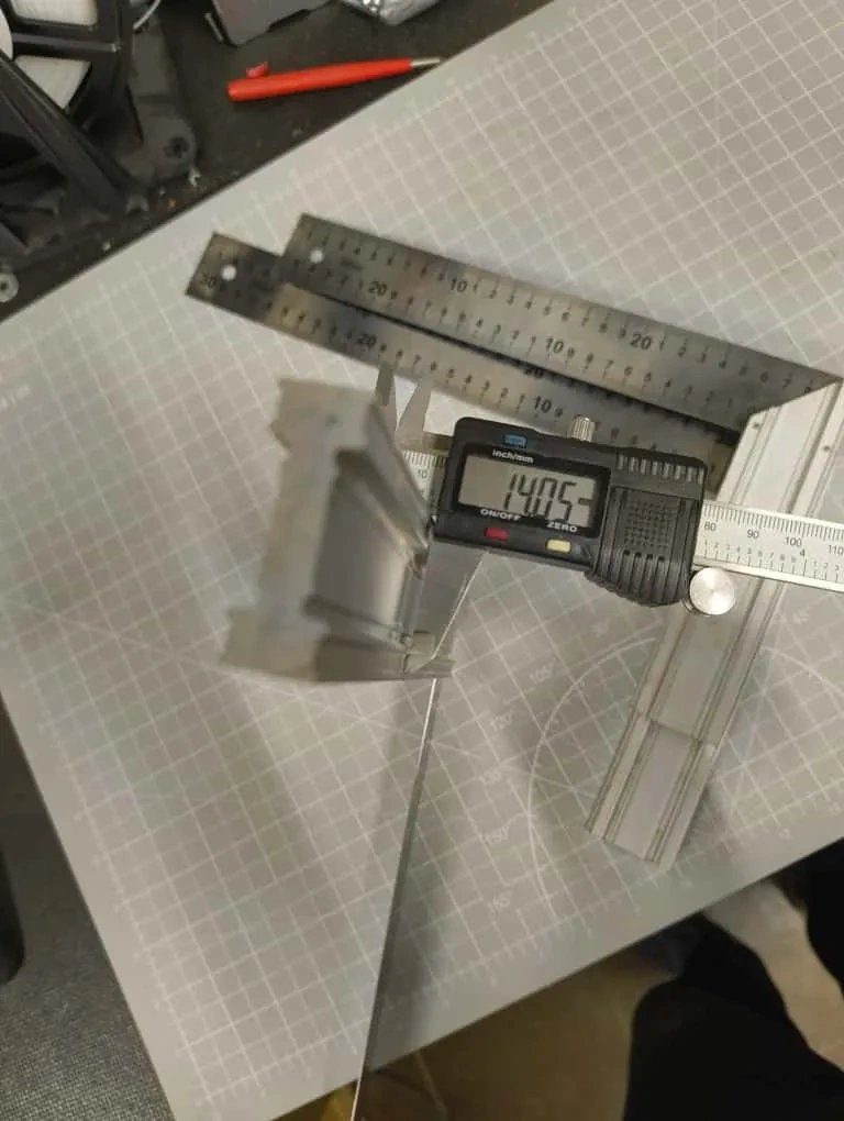 宜家 SKÅDIS 木工直角尺支架 – 3 种尺寸 来自 Raitis3D MakerWorld：免费下载 3D 模型