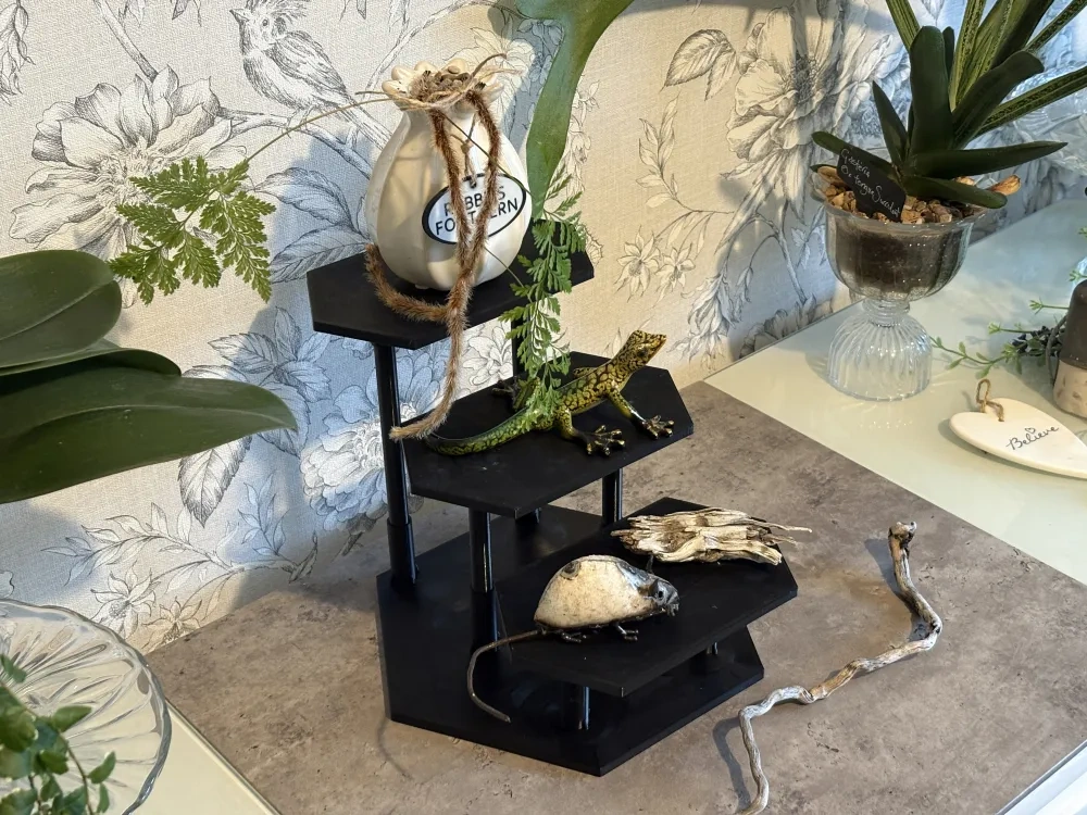 工艺品展览展示架小号 来自 Ideas Unlimited MakerWorld：免费下载 3D 模型