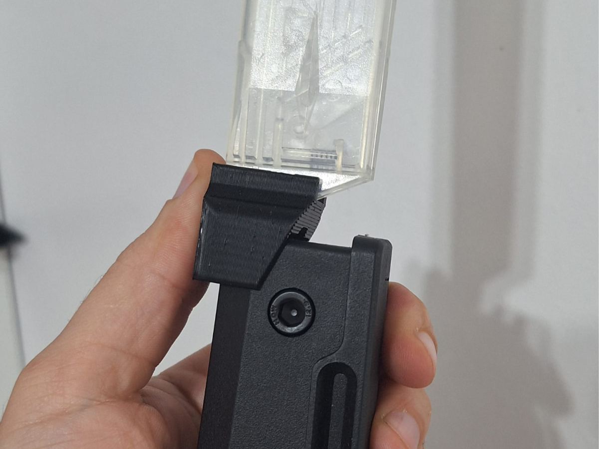 Tac 41 装弹器适配器 迷你 V2 来自 Adyz MakerWorld：免费下载 3D 模型