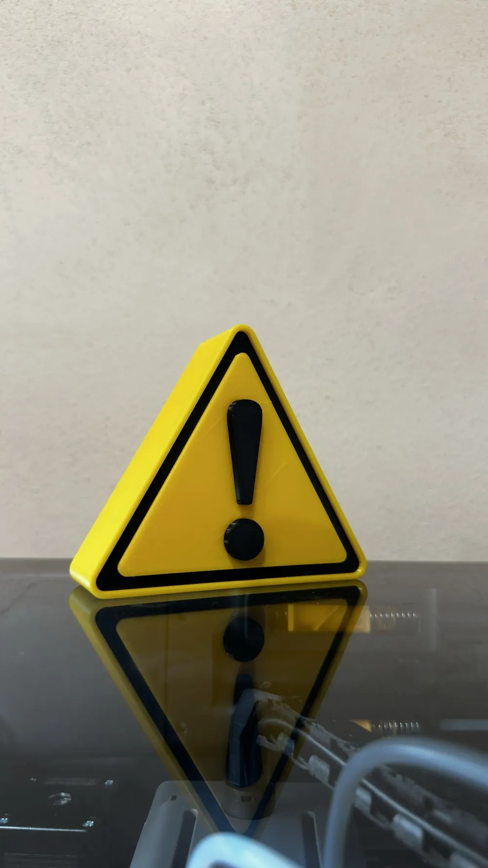 Danger sign 来自 Tala16 MakerWorld：免费下载 3D 模型