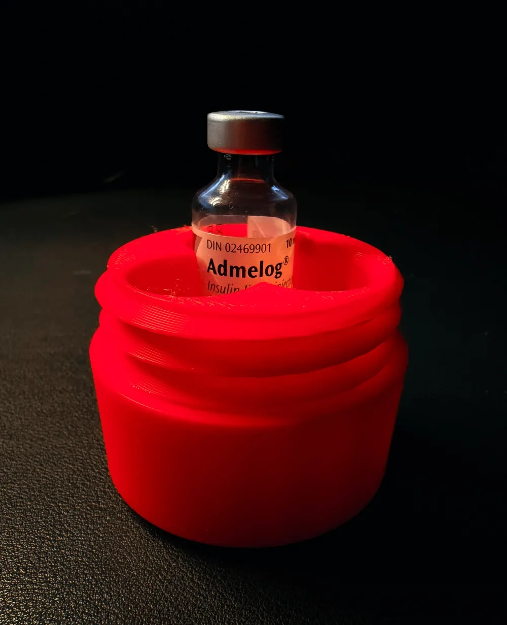 Admelog 胰岛素 3瓶装容器 来自 LeoLeoLEO MakerWorld：免费下载 3D 模型