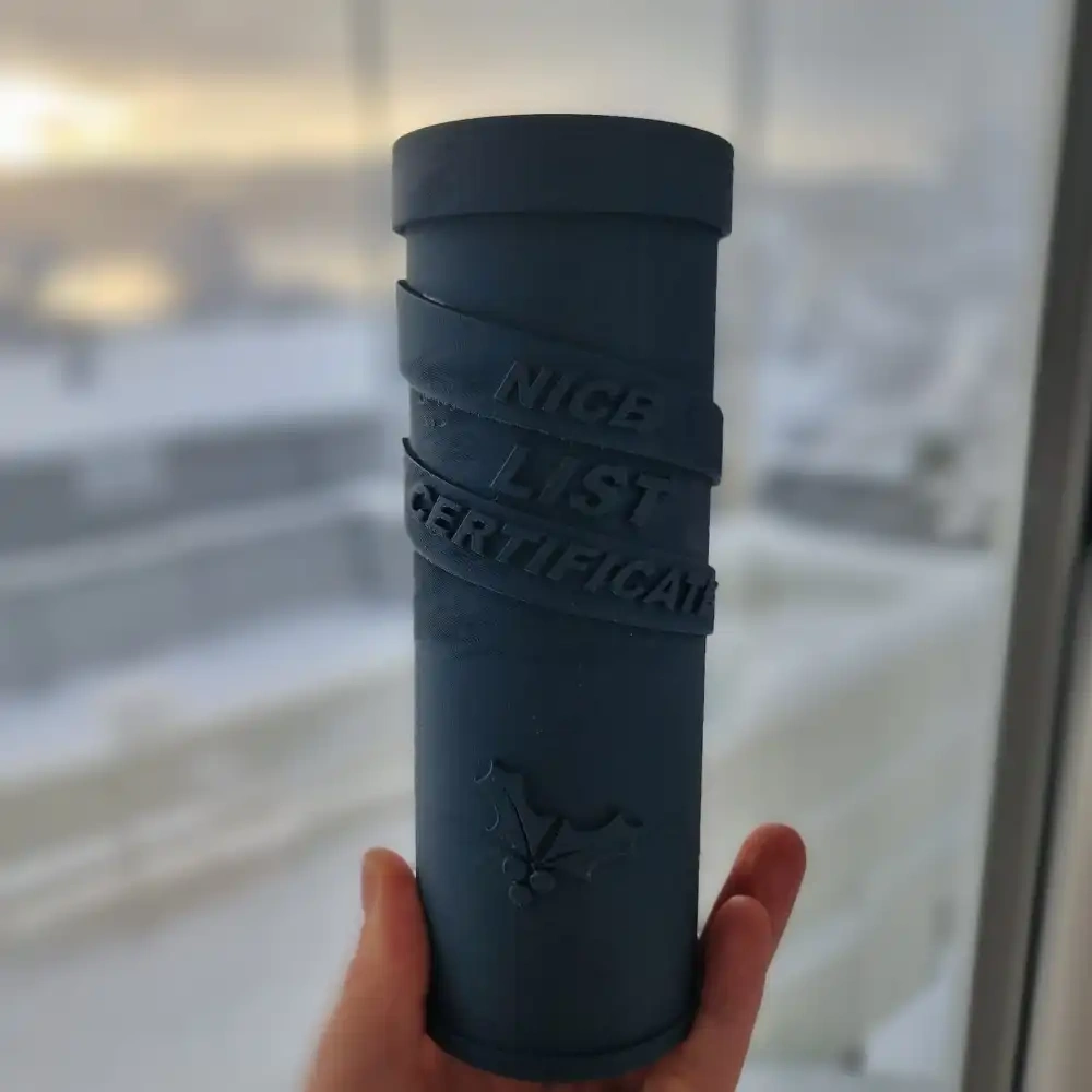 圣诞老人的圣诞乖孩子名单证书卷轴筒 来自 3D Magic MakerWorld：免费下载 3D 模型