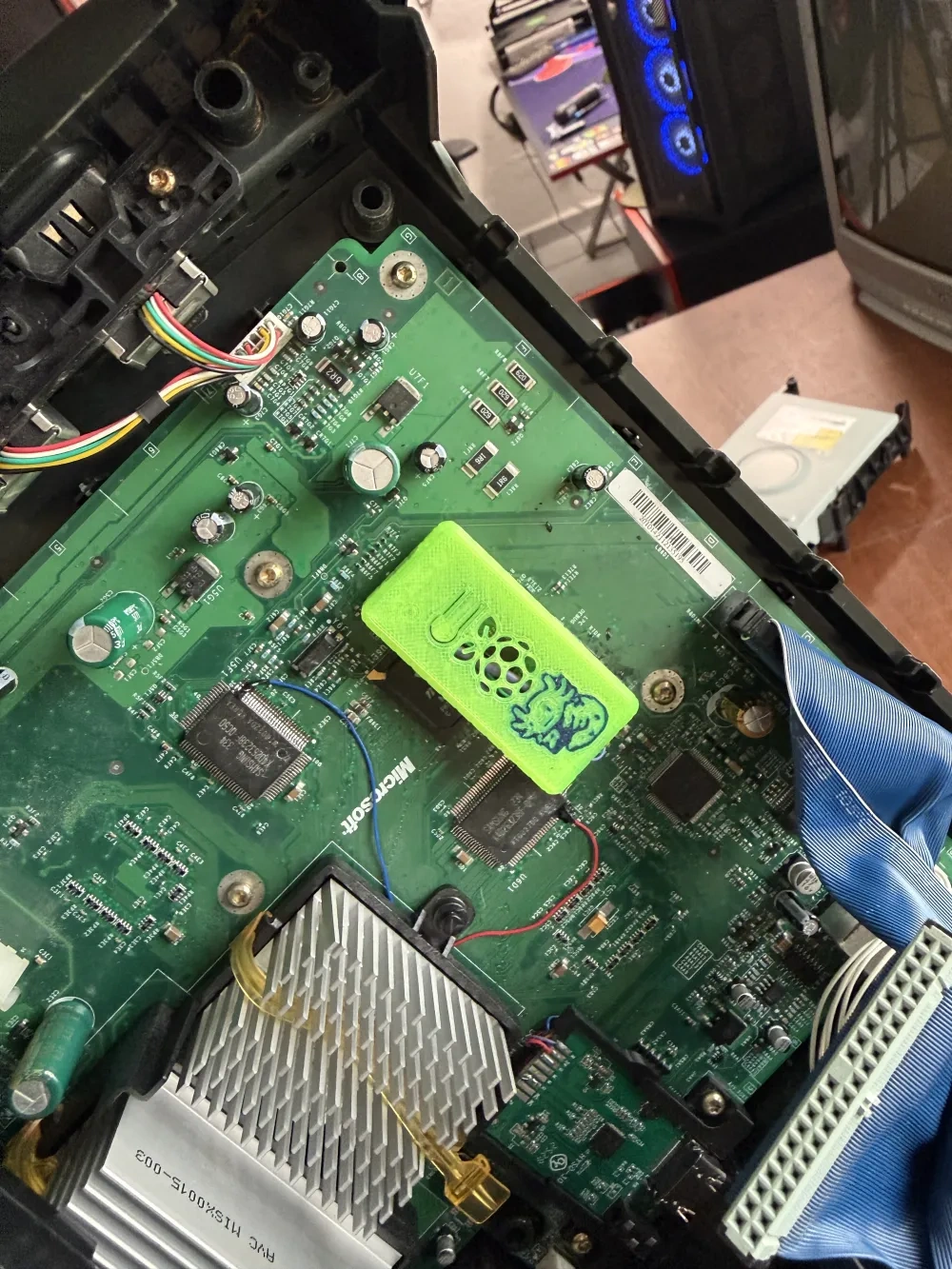 Raspberry Pi Pico MODXO XBOX 外壳 来自 Mac669 MakerWorld：免费下载 3D 模型